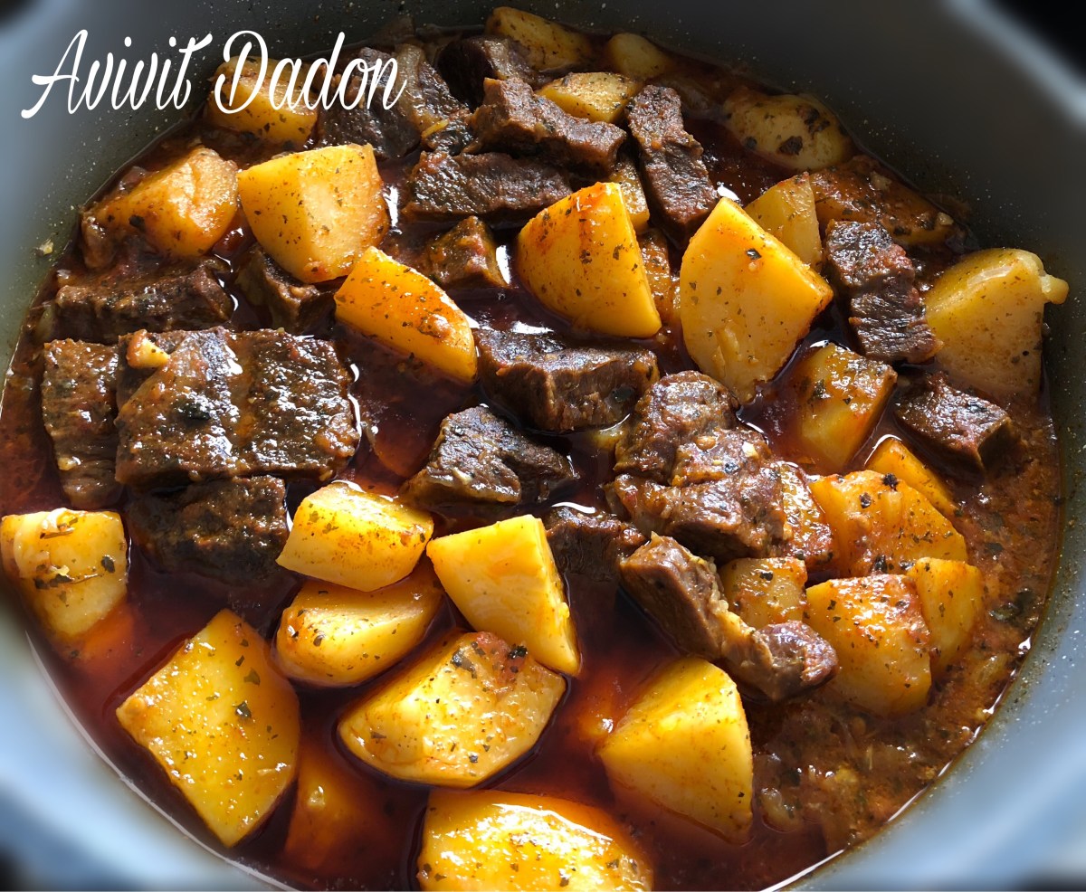 תבשיל בשר עם תפוחי אדמה – Avivit Dadon