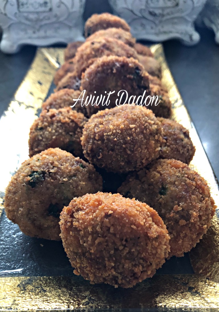 קציצות במטבוחה – Avivit Dadon